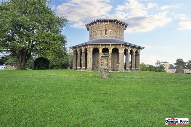 Royal Drive, London N11, 2 bedroom flat to rent - 68135347 | PrimeLocation