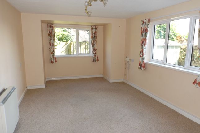 Trevarthian Road, St. Austell PL25, 2 bedroom flat for sale - 48552865 | PrimeLocation