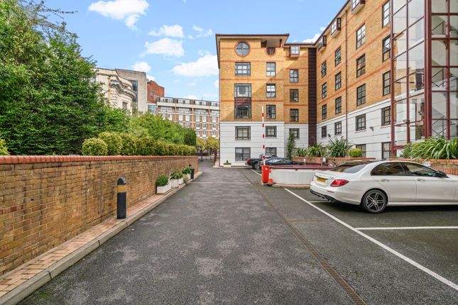 Gloucester Terrace, London W2, 2 bedroom flat for sale - 68533843 ...