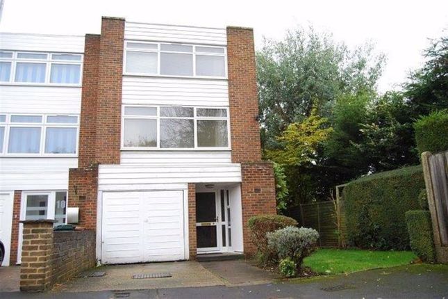 4 bed town house for sale in Townfield, Rickmansworth WD3 - Zoopla