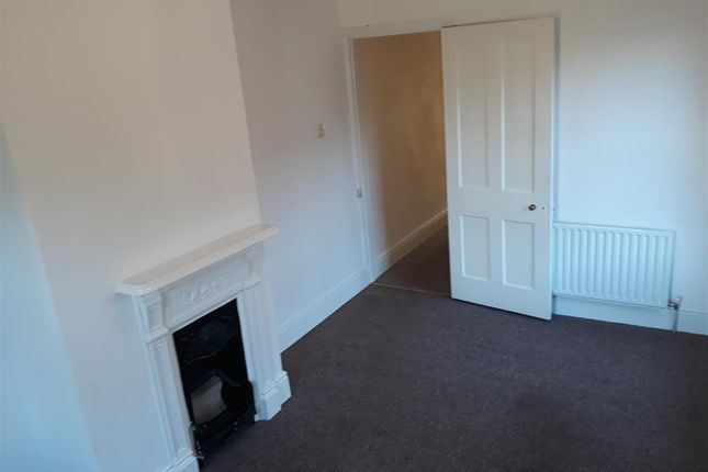 Hamble Lane Hamble Southampton So31 2 Bedroom Semi Detached House To