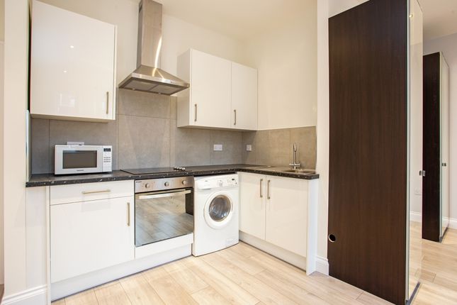 Rayners Lane, Pinner HA5, studio to rent - 64042789 | PrimeLocation