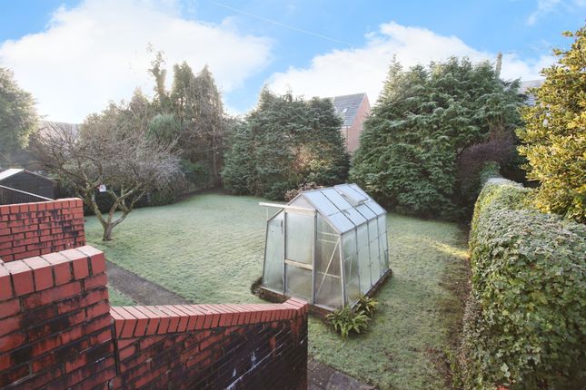 St. Lukes Avenue, Rhydyfelin, Pontypridd CF37, 5 bedroom detached house ...