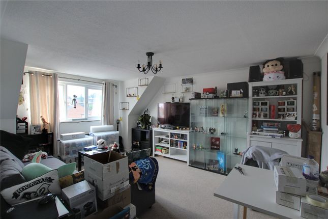 Addington Road, Reading RG1, 2 bedroom flat for sale - 58998252 ...