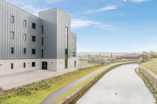 Sandygate, Burnley BB11, 2 bedroom flat for sale - 64510020 | PrimeLocation