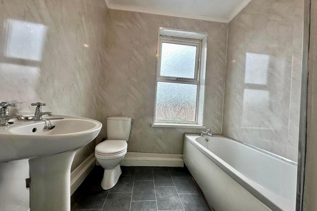 Temple View Terrace, Leeds LS9, 2 bedroom terraced house to rent ...