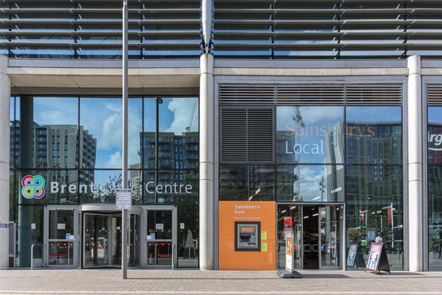 Elvin Gardens, Wembley HA9, 3 bedroom flat for sale - 63809933 ...