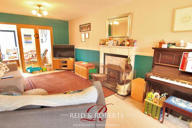 Parc Y Llan, Llanfair Dyffryn Clwyd, Ruthin LL15, 3 bedroom detached ...