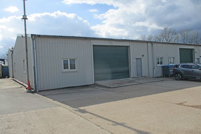 Unit 5 Knights Business Centre, Squires Farm Industrial Estate ...