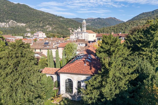 22035 Canzo, Province Of Como, Italy, 5 bedroom semi-detached house for ...