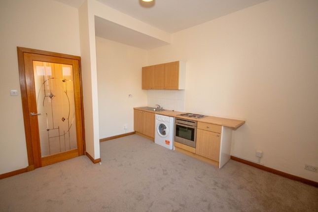 Factory Road, Cowdenbeath KY4, 1 bedroom flat to rent - 63360353 ...