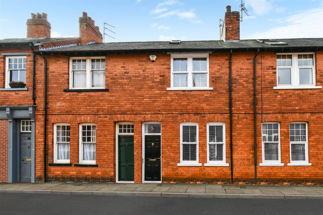 Hartoft Street, Off Fishergate, York YO10, 2 bedroom terraced house for ...