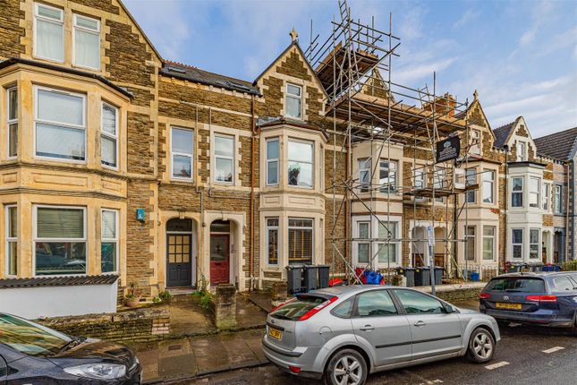 Claude Road, Roath, Cardiff CF24, 2 bedroom flat for sale - 69445414 ...