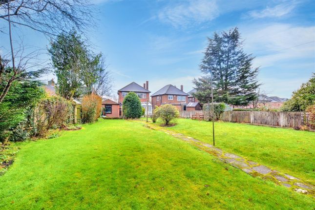 Seven Oaks Crescent, Bramcote, Nottingham NG9, 3 bedroom detached house ...