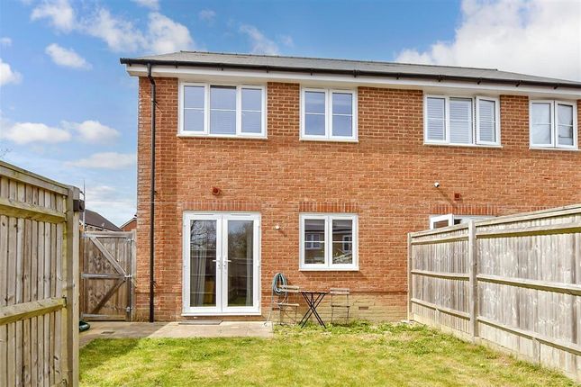 Brewers Way, Faygate, Horsham, West Sussex RH12, 3 bedroom end terrace ...