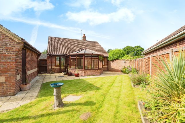 Rowan Way, Holt NR25, 3 bedroom detached bungalow for sale - 67989432 ...