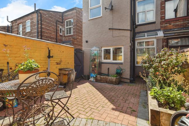 Alexandra Avenue, Manchester, Greater Manchester M14, 2 bedroom end ...