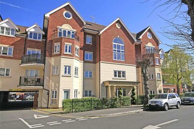 Homes for Sale in Old Woking Road, West Byfleet KT14 - Buy Property in ...