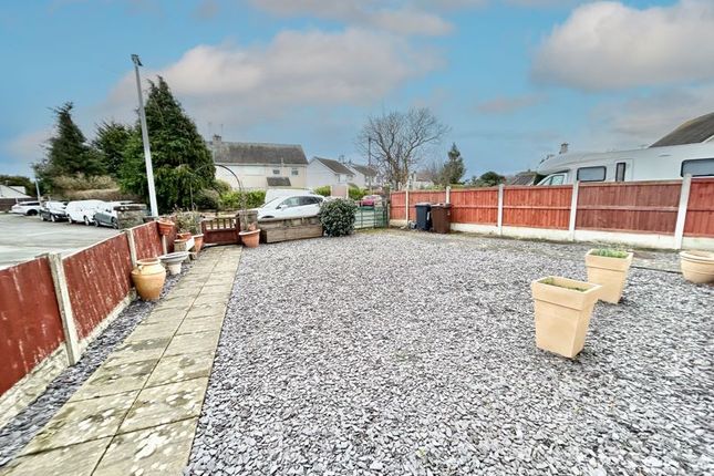Lon Goed, Llandudno Junction LL31, 2 bedroom bungalow for sale ...
