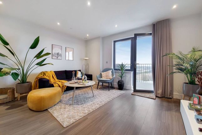 Merrick Road, Southall, London UB2, 3 bedroom flat to rent - 61201442 ...