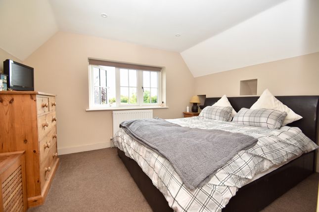 Preston Crowmarsh, Wallingford OX10, 4 bedroom semi-detached house for ...