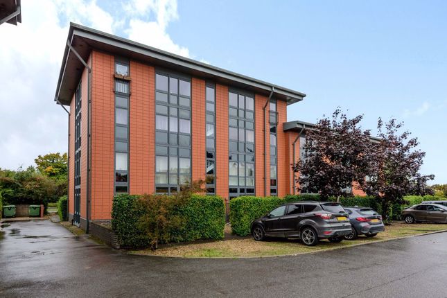 Thaxted Road Saffron Walden Cb10 2 Bedroom Flat To Rent 62791728
