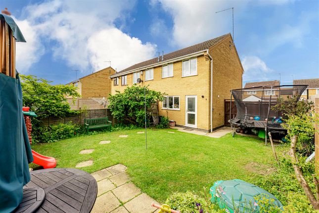 Brambleside Kettering Nn16 2 Bedroom End Terrace House For Sale