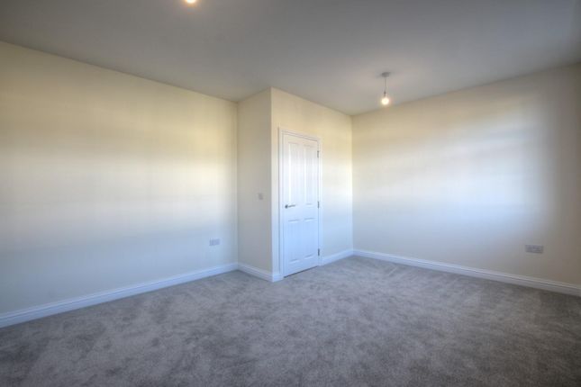 Melbourne Gardens, Rosegrove Lane, Burnley BB12, 3 bedroom town house ...