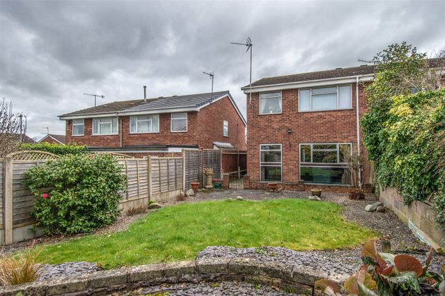 Swift Close Bromsgrove Worcestershire B61 3 Bedroom Semi Detached