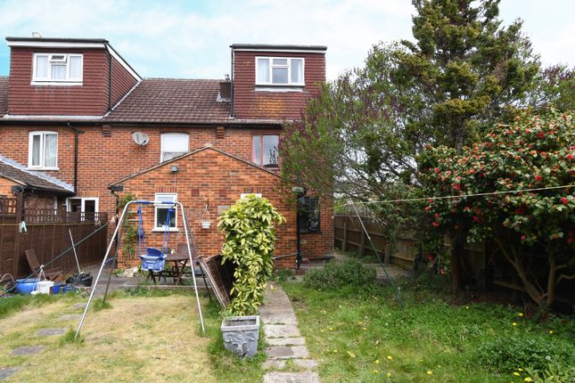 Farncombe Street, Godalming GU7, 3 bedroom end terrace house for sale ...