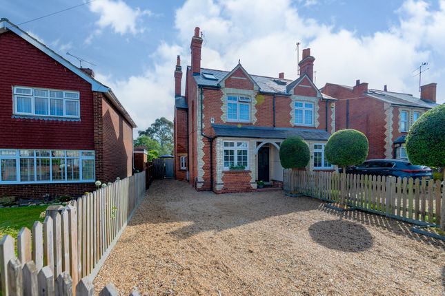 Homes for Sale in Woodley, Berkshire - Buy Property in Woodley ...