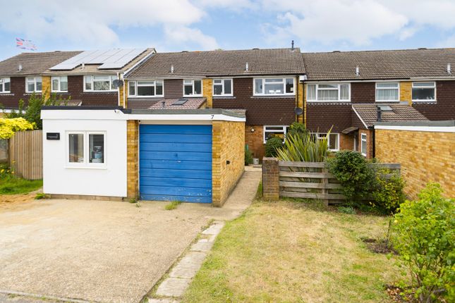 Heron Close, Guildford GU2, 3 bedroom terraced house for sale ...