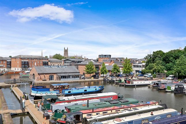 Diglis Dock Road, Worcester WR5, 2 bedroom flat for sale - 67618398 ...