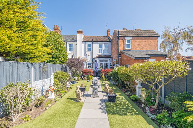 Bournemouth Park Road Southend On Sea Ss2 3 Bedroom Terraced House