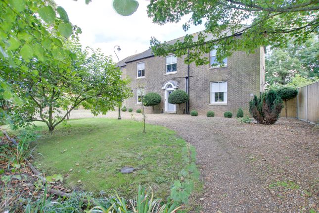 Elm Road, March PE15, 4 bedroom detached house for sale - 68344886 ...