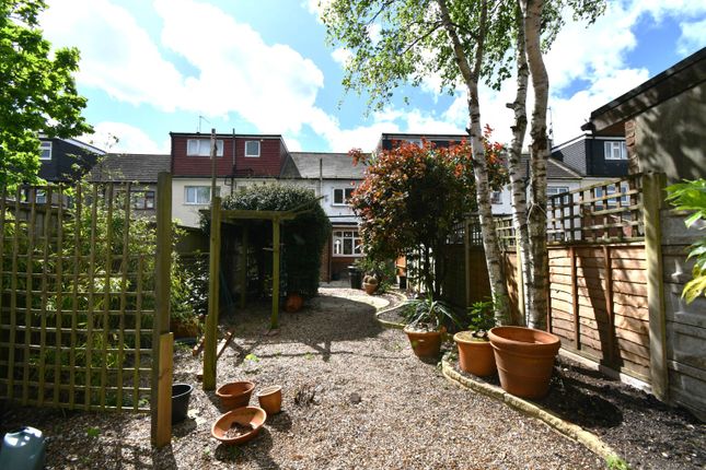 Martley Drive, Ilford IG2, 3 bedroom terraced house for sale - 67150550 ...