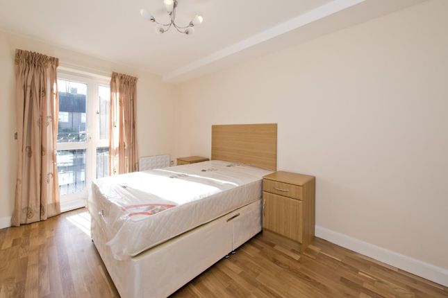 Eaton Road, Sutton SM2, 3 bedroom flat to rent - 64001038 | PrimeLocation
