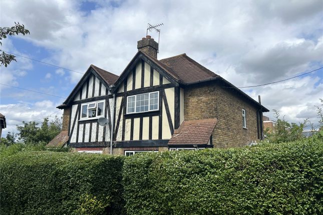 Timbercroft Lane, Plumstead Common SE18, 2 bedroom semi-detached house ...