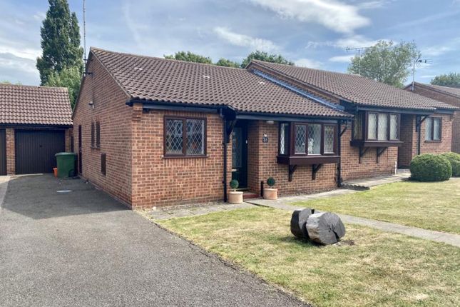 Basildon, Essex, United Kingdom SS15, 2 bedroom bungalow for sale ...