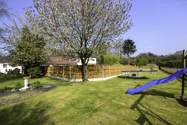 Briars Lane, Lathom, Ormskirk L40, 4 bedroom cottage for sale ...