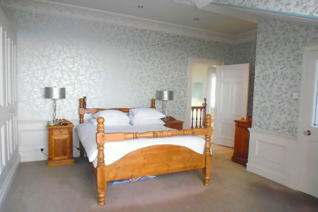 Cliff Cottage, High Craigmore, Rothesay, Isle Of Bute PA20, 4 bedroom ...