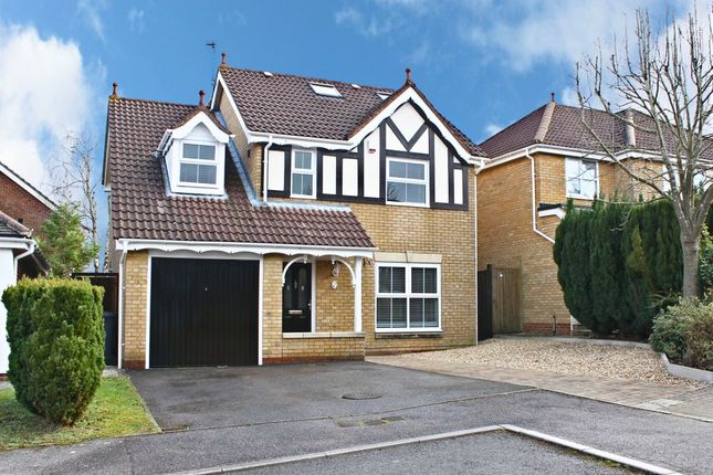 5 bed detached house for sale in Highdowns, Hatch Warren, Basingstoke ...
