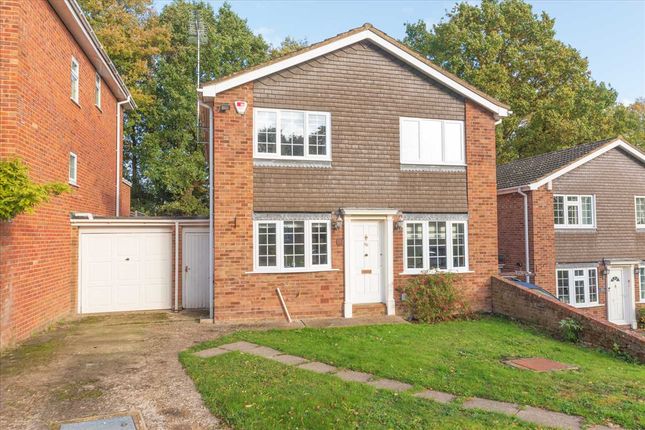 4 bed link-detached house for sale in The Brambles, Crowthorne RG45 ...