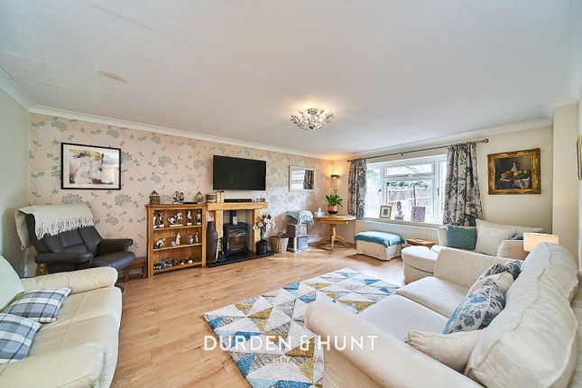 Springfield Close, Ongar CM5, 5 bedroom semi-detached house for sale ...