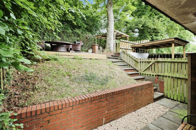 Broomhead Park, Dunfermline KY12, 2 bedroom flat for sale - 65055649 ...
