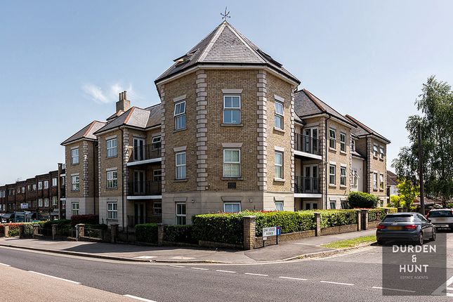 Homes for Sale in Manor Road, Chigwell IG7 - Buy Property in Manor Road ...