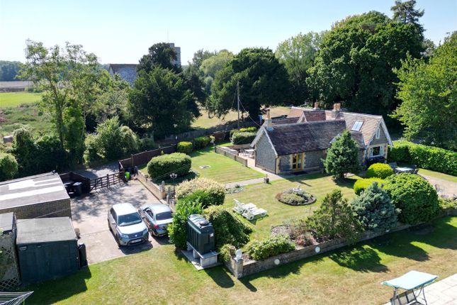 Nurstead Church Lane, Meopham, Kent DA13, 3 bedroom detached bungalow ...