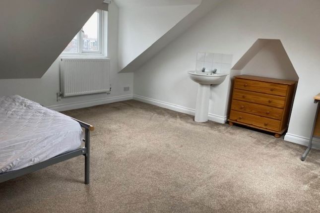 Magdalen Road, St. Leonards, Exeter EX2, room to rent - 64259524 ...