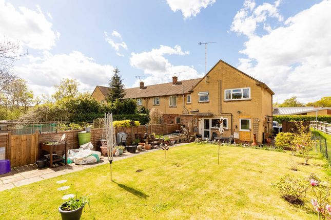 Blackwell Farm Road, East Grinstead RH19, 3 bedroom end terrace house ...