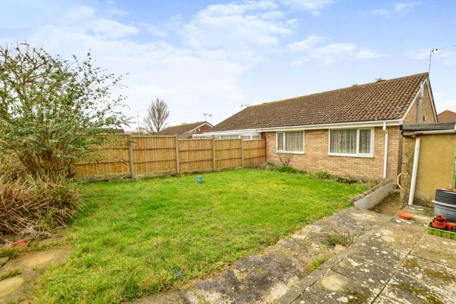 Poplar Lane, Lydd, Romney Marsh, Kent TN29, 2 bedroom bungalow for sale ...